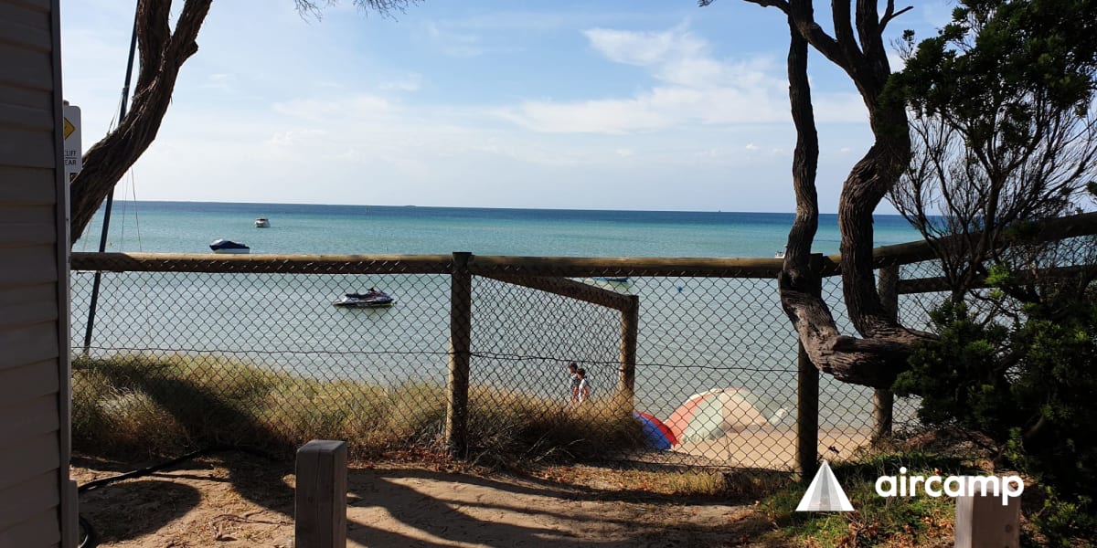 White Cliffs Foreshore Camping - Anycamp