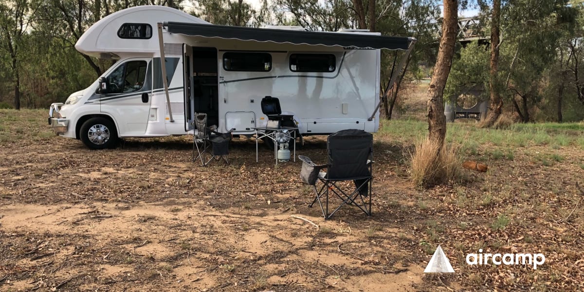 Rail Bridge Showground - Anycamp