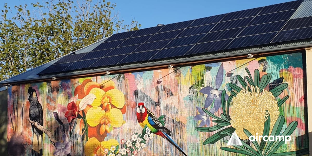 Balmoral Mural Square Campsite - Anycamp