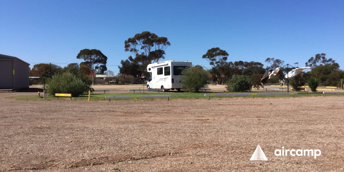 Weeroona Bay Football Club - Anycamp