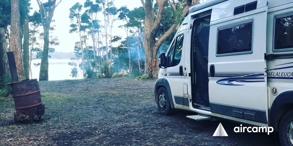 Cliff Top With Beach Access - Anycamp