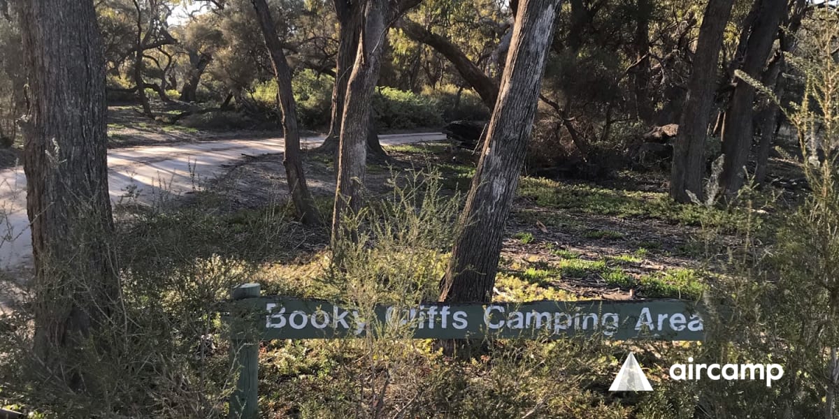 Booky Cliffs Campground - Anycamp